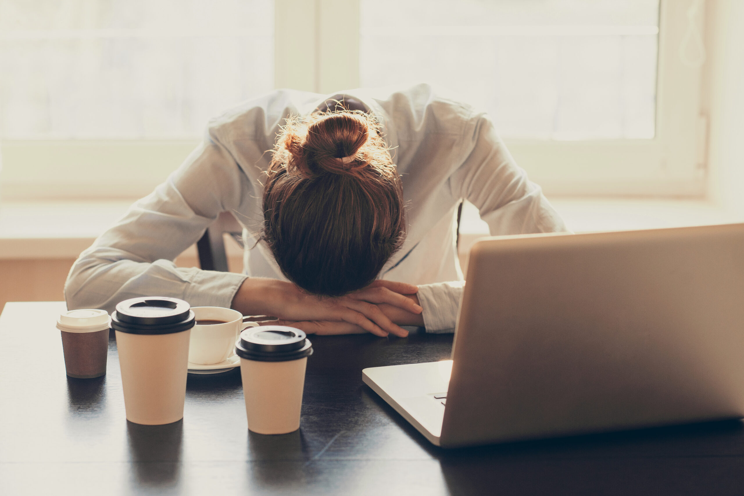 5 Things You Should Try to Fight your Work Day Fatigue - FACES Magazine