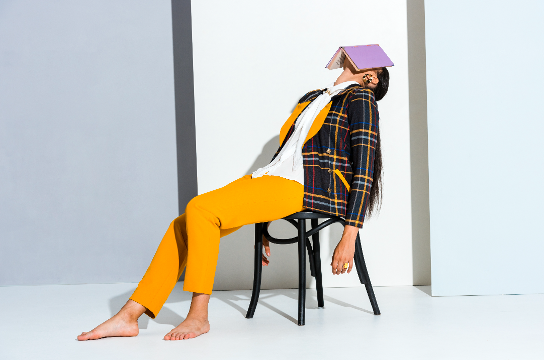 5 Signs That You Sit Too Much