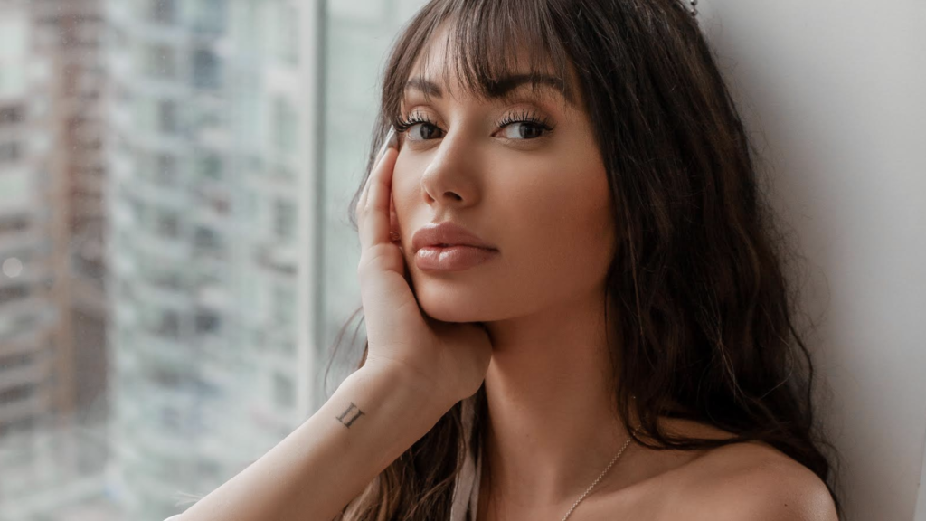 Catching Up With Netflix's It-Girl From Ottawa: Francesca Farago