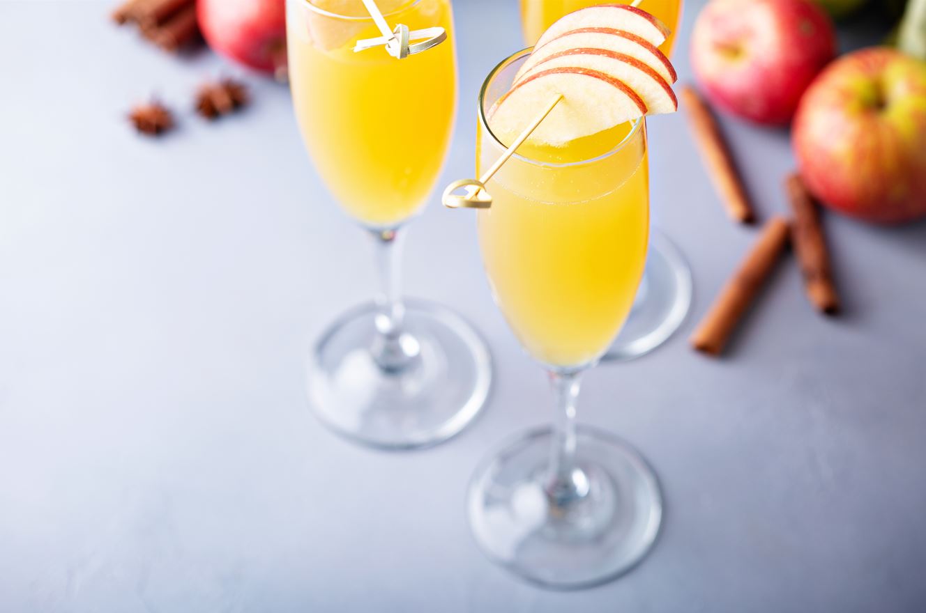 This Apple Cider Mimosa Is Perfect For Your Next Fall Brunch