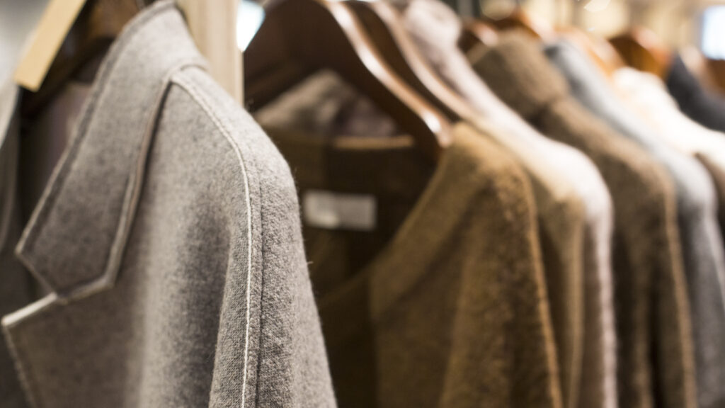 4 Genius Hacks For Your Winter Clothing Problems